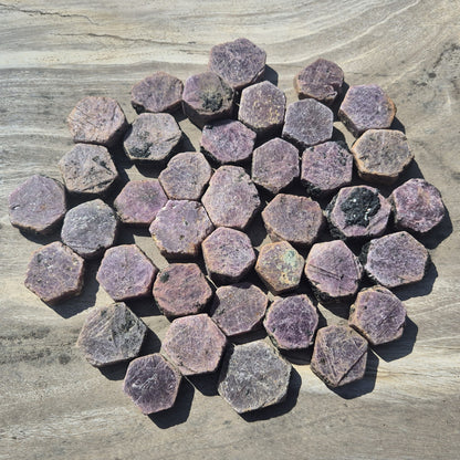 RUBY CORUNDUM, India XRB010 – Crystal World Exhibition Centre and Sales